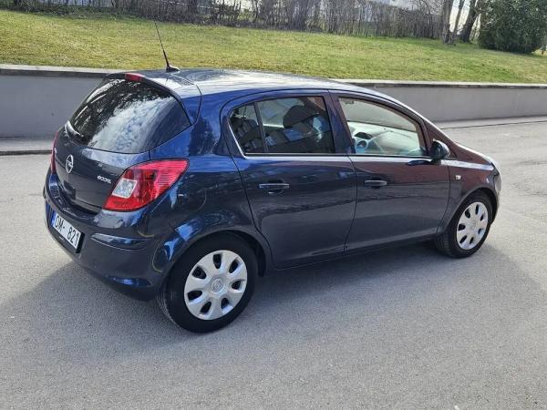 Zils Opel Corsa 2012 Jēkabpils, ar dzinēja tilpumu 1.30 L un nobraukumu 271 tūkst. km par 3790 €, foto 4 vietnē AUTOMOTO.COM.LV