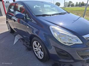 Blue Opel Corsa 2013 in Siauliai, with an engine capacity of 1.30 L and mileage of 264 thousand km for 2650 €, photo 4 on AUTOMOTO.COM.LV
