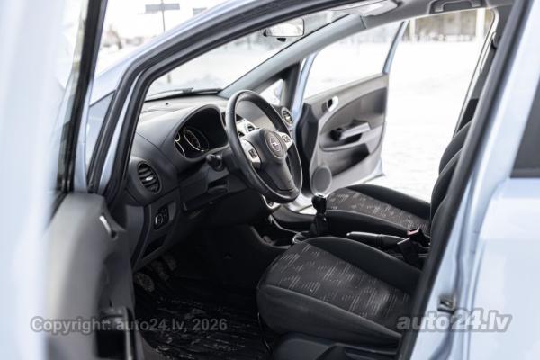 Zils Opel Corsa 2014 Tallina, ar dzinēja tilpumu 1.20 L un nobraukumu 161 tūkst. km par 2990 €, foto 9 vietnē AUTOMOTO.COM.LV