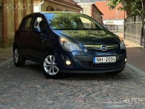 Blue Opel Corsa 2014 in Cesis, with an engine capacity of 1.20 L and mileage of 230 thousand km for 2990 €, photo 4 on AUTOMOTO.COM.LV
