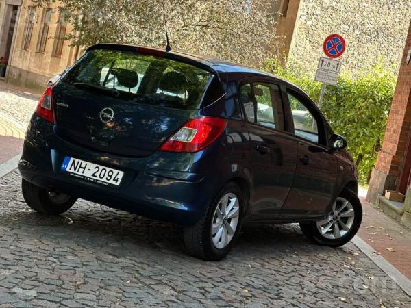 Blue Opel Corsa 2014 in Cesis, with an engine capacity of 1.20 L and mileage of 230 thousand km for 2990 €, photo 10 on AUTOMOTO.COM.LV
