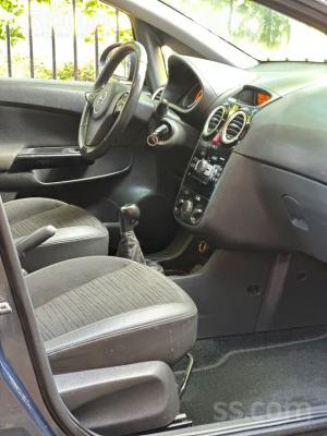 Blue Opel Corsa 2014 in Cesis, with an engine capacity of 1.20 L and mileage of 230 thousand km for 2990 €, photo 19 on AUTOMOTO.COM.LV