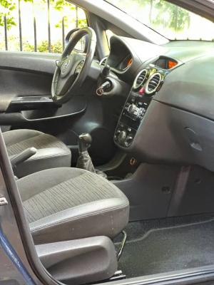Blue Opel Corsa 2014 in Cesis, with an engine capacity of 1.20 L and mileage of 230 thousand km for 2990 €, photo 19 on AUTOMOTO.COM.LV