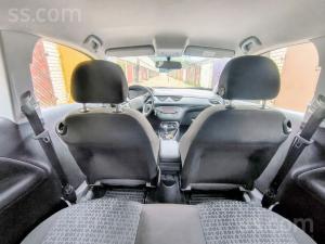 Blue Opel Corsa 2016 in Riga, with an engine capacity of 1.40 L and mileage of 80 thousand km for 4000 €, photo 7 on AUTOMOTO.COM.LV