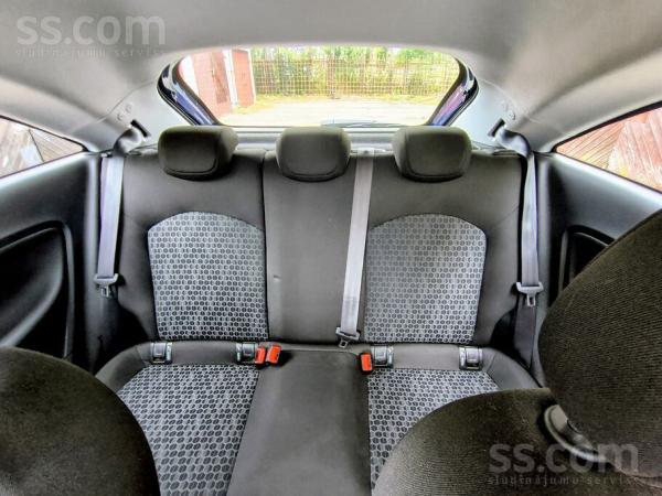 Blue Opel Corsa 2016 in Riga, with an engine capacity of 1.40 L and mileage of 80 thousand km for 4000 €, photo 8 on AUTOMOTO.COM.LV