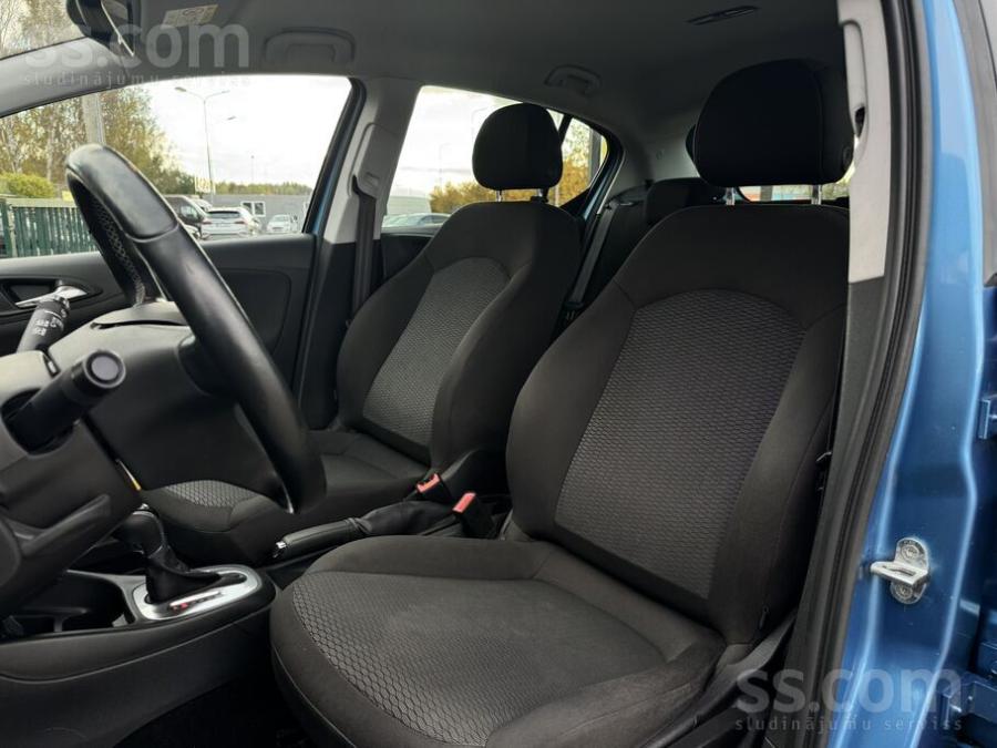 Zils Opel Corsa 2017 Tukums, ar dzinēja tilpumu 1.40 L un nobraukumu 140 tūkst. km par 8600 €, foto 5 vietnē AUTOMOTO.COM.LV