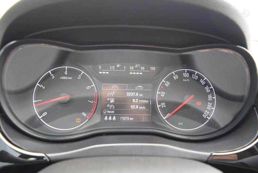 Blue Opel Corsa 2017 in Vilnius, with an engine capacity of 1.40 L and mileage of 72 thousand km for 7000 €, photo 19 on AUTOMOTO.COM.LV