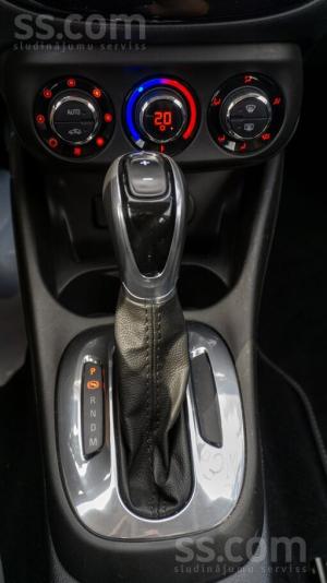 Zils Opel Corsa 2019 Rīga, ar dzinēja tilpumu 1.40 L un nobraukumu 78 tūkst. km par 8490 €, foto 14 vietnē AUTOMOTO.COM.LV