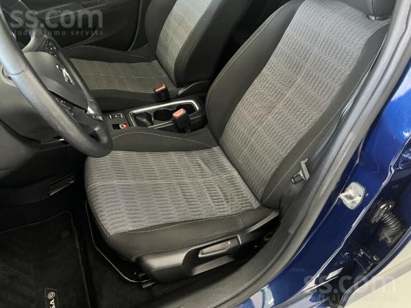 Blue Opel Corsa 2020 in Riga, with an engine capacity of 1.20 L and mileage of 107 thousand km for 13900 €, photo 10 on AUTOMOTO.COM.LV