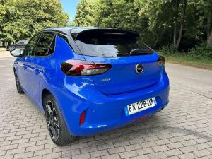 Blue Opel Corsa 2021 in Taurage, with an engine capacity of 1.50 L and mileage of 250 thousand km for 5950 €, photo 8 on AUTOMOTO.COM.LV