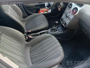 Blue Opel Corsa 2009 in Cesis, with an engine capacity of 1.30 L and mileage of 185 thousand km for 1200 €, photo 15 on AUTOMOTO.COM.LV