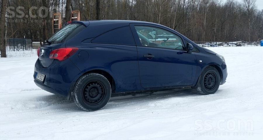 Blue Opel Corsa 2017 in Riga, with an engine capacity of 1.40 L and mileage of 0 thousand km for 4900 €, photo 6 on AUTOMOTO.COM.LV