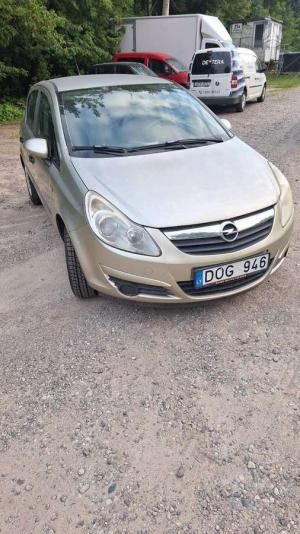 Brown Opel Corsa 2008 in Vilnius, with an engine capacity of 1.23 L and mileage of 132 thousand km for 1100 €, photo 3 on AUTOMOTO.COM.LV