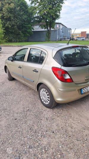 Brown Opel Corsa 2008 in Vilnius, with an engine capacity of 1.23 L and mileage of 132 thousand km for 1100 €, photo 5 on AUTOMOTO.COM.LV