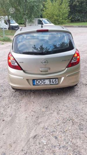 Brown Opel Corsa 2008 in Vilnius, with an engine capacity of 1.23 L and mileage of 132 thousand km for 1100 €, photo 11 on AUTOMOTO.COM.LV