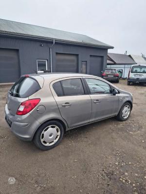 Brūns Opel Corsa 2010 Rokiškis, ar dzinēja tilpumu 1.36 L un nobraukumu 230 tūkst. km par 1350 €, foto 3 vietnē AUTOMOTO.COM.LV