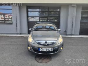 Brown Opel Corsa 2011 in Jelgava, with an engine capacity of 1.30 L and mileage of 0 thousand km for 1990 €, photo 3 on AUTOMOTO.COM.LV