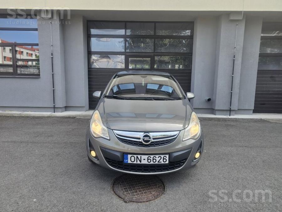 Brown Opel Corsa 2011 in Jelgava, with an engine capacity of 1.30 L and mileage of 0 thousand km for 1990 €, photo 3 on AUTOMOTO.COM.LV