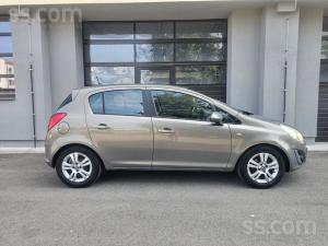 Brown Opel Corsa 2011 in Jelgava, with an engine capacity of 1.30 L and mileage of 0 thousand km for 1990 €, photo 5 on AUTOMOTO.COM.LV