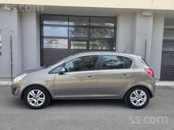 Brūns Opel Corsa 2011 Jelgava, ar dzinēja tilpumu 1.30 L un nobraukumu 0 tūkst. km par 1990 €, foto 5 vietnē AUTOMOTO.COM.LV
