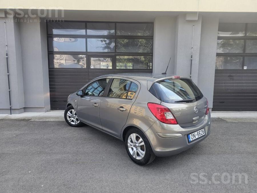 Brown Opel Corsa 2011 in Jelgava, with an engine capacity of 1.30 L and mileage of 0 thousand km for 1990 €, photo 9 on AUTOMOTO.COM.LV