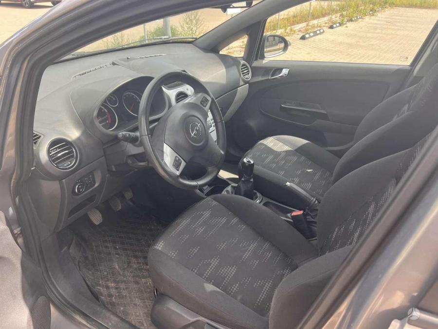 Brūns Opel Corsa 2013 Kauņa, ar dzinēja tilpumu 1.23 L un nobraukumu 76 tūkst. km par 3000 €, foto 5 vietnē AUTOMOTO.COM.LV