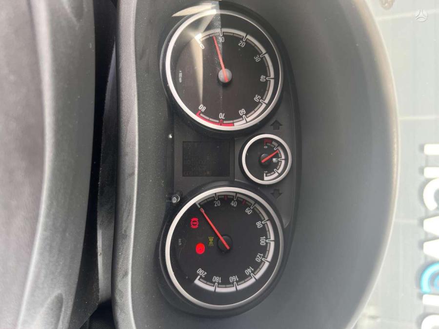 Brūns Opel Corsa 2013 Kauņa, ar dzinēja tilpumu 1.23 L un nobraukumu 76 tūkst. km par 3000 €, foto 7 vietnē AUTOMOTO.COM.LV
