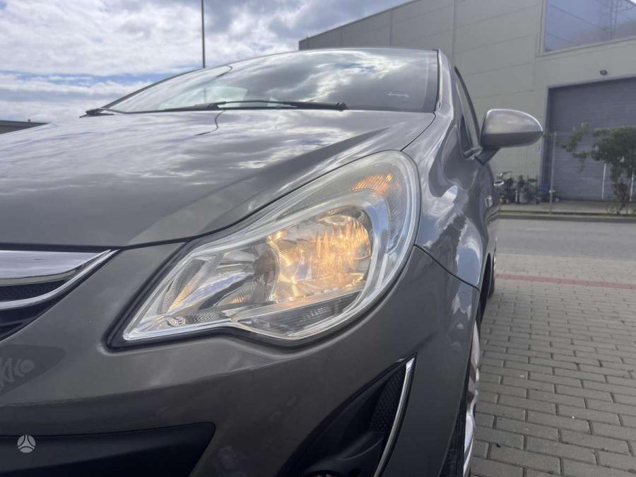 Brūns Opel Corsa 2013 Kauņa, ar dzinēja tilpumu 1.23 L un nobraukumu 76 tūkst. km par 3000 €, foto 17 vietnē AUTOMOTO.COM.LV