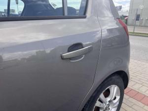 Brūns Opel Corsa 2013 Kauņa, ar dzinēja tilpumu 1.23 L un nobraukumu 76 tūkst. km par 3000 €, foto 19 vietnē AUTOMOTO.COM.LV