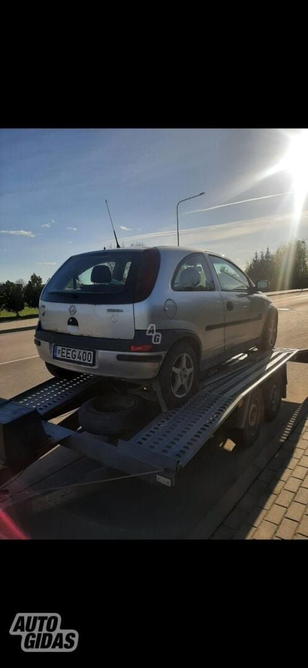 Opel Corsa 2001 Kauņa, ar dzinēja tilpumu 1.20 L un nobraukumu 300 tūkst. km par 500 €, foto 4 vietnē AUTOMOTO.COM.LV