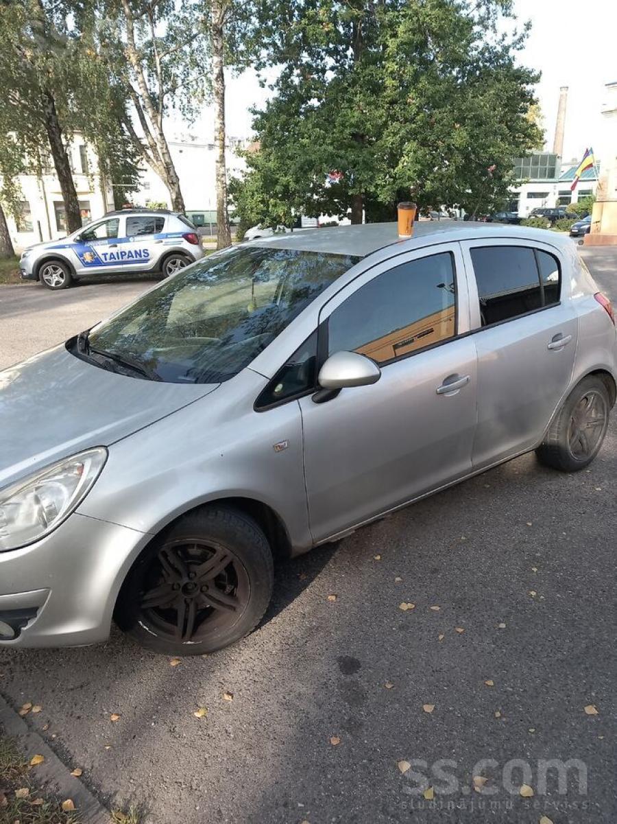 Opel Corsa 2008 Rīga, ar dzinēja tilpumu 1.40 L un nobraukumu 204 tūkst. km par 1000 €, foto 1 vietnē AUTOMOTO.COM.LV