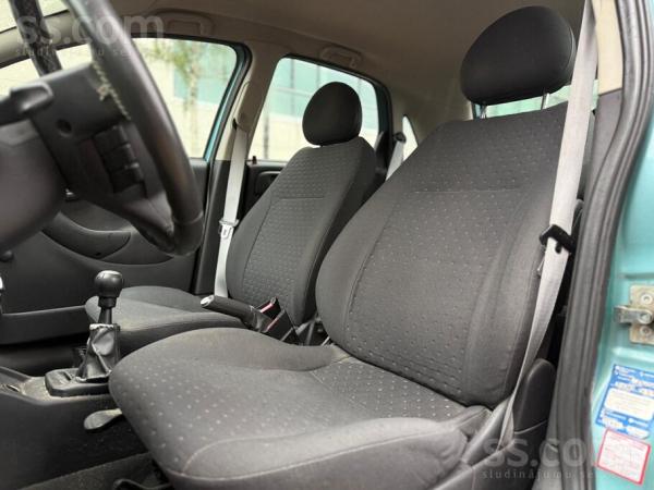 Green Opel Corsa 2003 in Riga, with an engine capacity of 1.20 L and mileage of 0 thousand km for 1600 €, photo 2 on AUTOMOTO.COM.LV