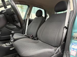 Green Opel Corsa 2003 in Riga, with an engine capacity of 1.20 L and mileage of 0 thousand km for 1600 €, photo 3 on AUTOMOTO.COM.LV