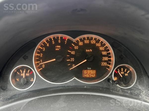 Green Opel Corsa 2003 in Riga, with an engine capacity of 1.20 L and mileage of 0 thousand km for 1600 €, photo 6 on AUTOMOTO.COM.LV
