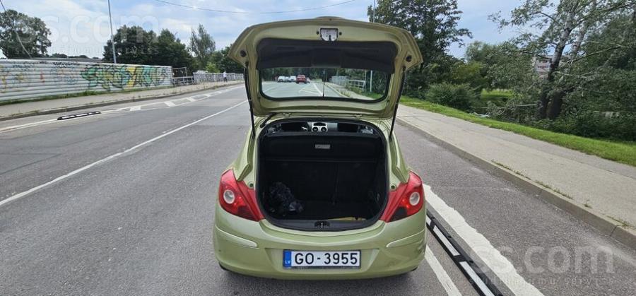 Zaļš Opel Corsa 2007 Rīga, ar dzinēja tilpumu 1.20 L un nobraukumu 161 tūkst. km par 1850 €, foto 12 vietnē AUTOMOTO.COM.LV