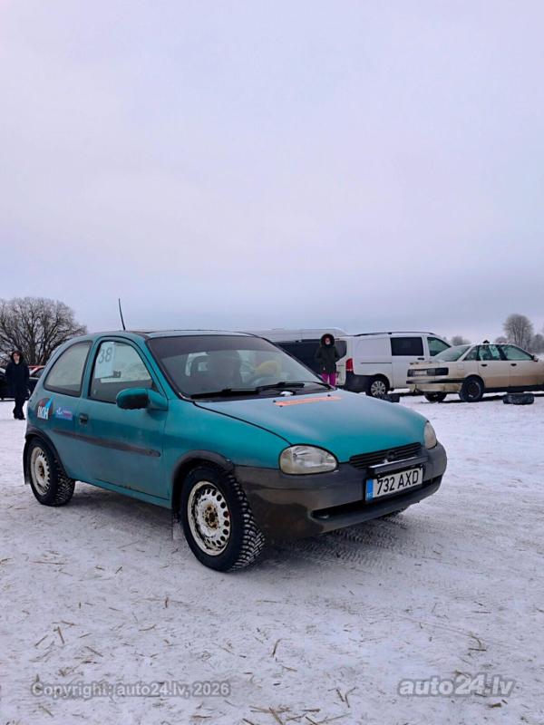 Zaļš Opel Corsa 1994 Tallina, ar dzinēja tilpumu 1.60 L un nobraukumu 0 tūkst. km par 3200 €, foto 1 vietnē AUTOMOTO.COM.LV