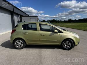 Green Opel Corsa 2006 in Preili, with an engine capacity of 1.40 L and mileage of 197 thousand km for 850 €, photo 5 on AUTOMOTO.COM.LV