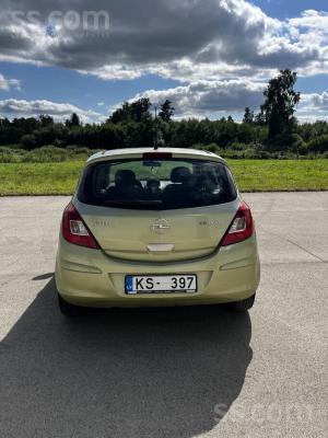 Green Opel Corsa 2006 in Preili, with an engine capacity of 1.40 L and mileage of 197 thousand km for 850 €, photo 7 on AUTOMOTO.COM.LV