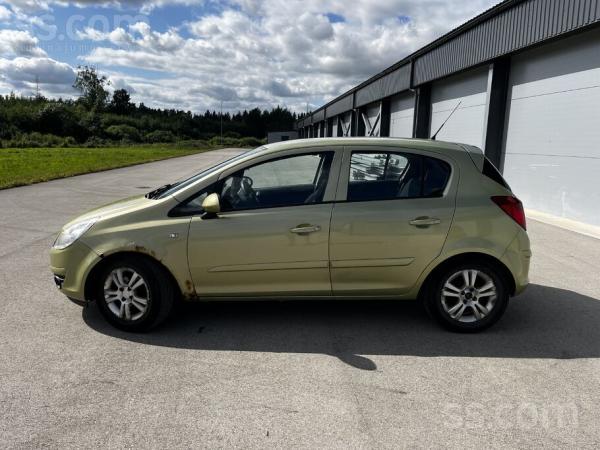 Zaļš Opel Corsa 2006 Preiļi, ar dzinēja tilpumu 1.40 L un nobraukumu 197 tūkst. km par 850 €, foto 8 vietnē AUTOMOTO.COM.LV