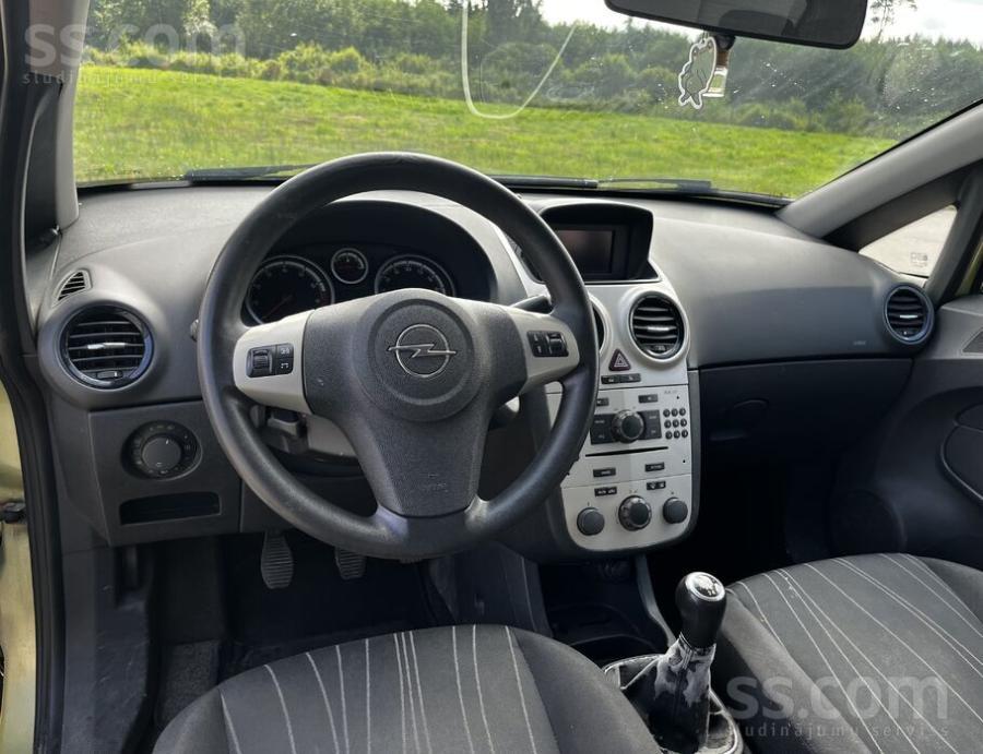 Green Opel Corsa 2006 in Preili, with an engine capacity of 1.40 L and mileage of 197 thousand km for 850 €, photo 10 on AUTOMOTO.COM.LV