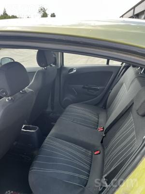 Green Opel Corsa 2006 in Preili, with an engine capacity of 1.40 L and mileage of 197 thousand km for 850 €, photo 11 on AUTOMOTO.COM.LV