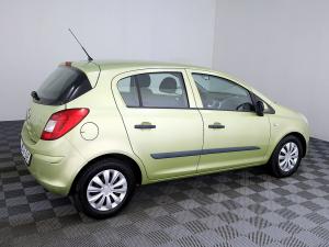 Zaļš Opel Corsa 2007 Tallina, ar dzinēja tilpumu 1.20 L un nobraukumu 259 tūkst. km par 899 €, foto 11 vietnē AUTOMOTO.COM.LV