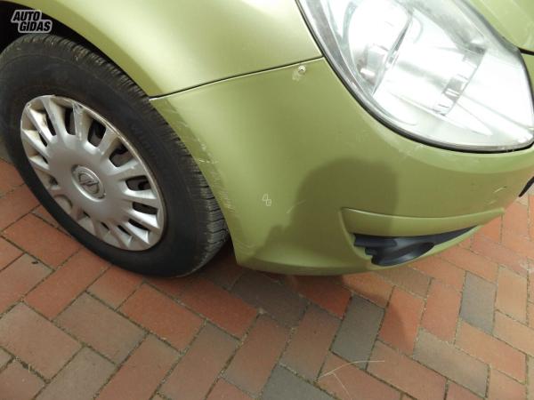 Green Opel Corsa 2008 in Radviliskis, with an engine capacity of 1.20 L and mileage of 311 thousand km for 1999 €, photo 4 on AUTOMOTO.COM.LV