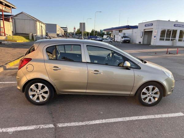 Zaļš Opel Corsa 2008 Kauņa, ar dzinēja tilpumu 1.25 L un nobraukumu 270 tūkst. km par 1600 €, foto 4 vietnē AUTOMOTO.COM.LV