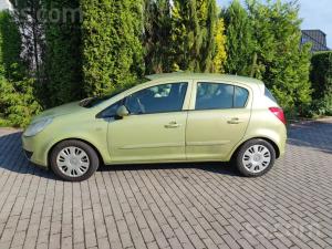 Green Opel Corsa 2008 in Riga, with an engine capacity of 1.40 L and mileage of 274 thousand km for 1100 €, photo 7 on AUTOMOTO.COM.LV