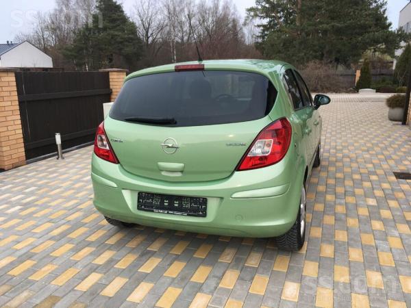 Green Opel Corsa 2010 in Riga, with an engine capacity of 1.20 L and mileage of 0 thousand km for 4500 €, photo 4 on AUTOMOTO.COM.LV