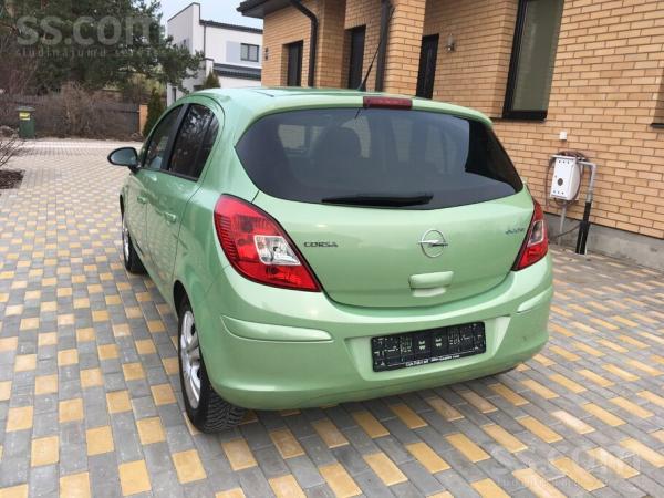 Green Opel Corsa 2010 in Riga, with an engine capacity of 1.20 L and mileage of 0 thousand km for 4500 €, photo 8 on AUTOMOTO.COM.LV