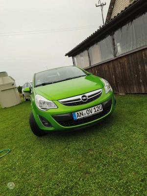 Green Opel Corsa 2011 in Akmene, with an engine capacity of 1.30 L and mileage of 242 thousand km for 2100 €, photo 9 on AUTOMOTO.COM.LV