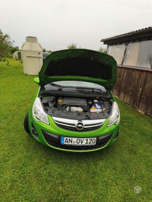 Green Opel Corsa 2011 in Akmene, with an engine capacity of 1.30 L and mileage of 242 thousand km for 2100 €, photo 21 on AUTOMOTO.COM.LV