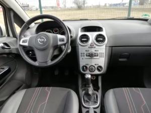 Green Opel Corsa 2012 in Saldus, with an engine capacity of 1.30 L and mileage of 256 thousand km for 3600 €, photo 12 on AUTOMOTO.COM.LV